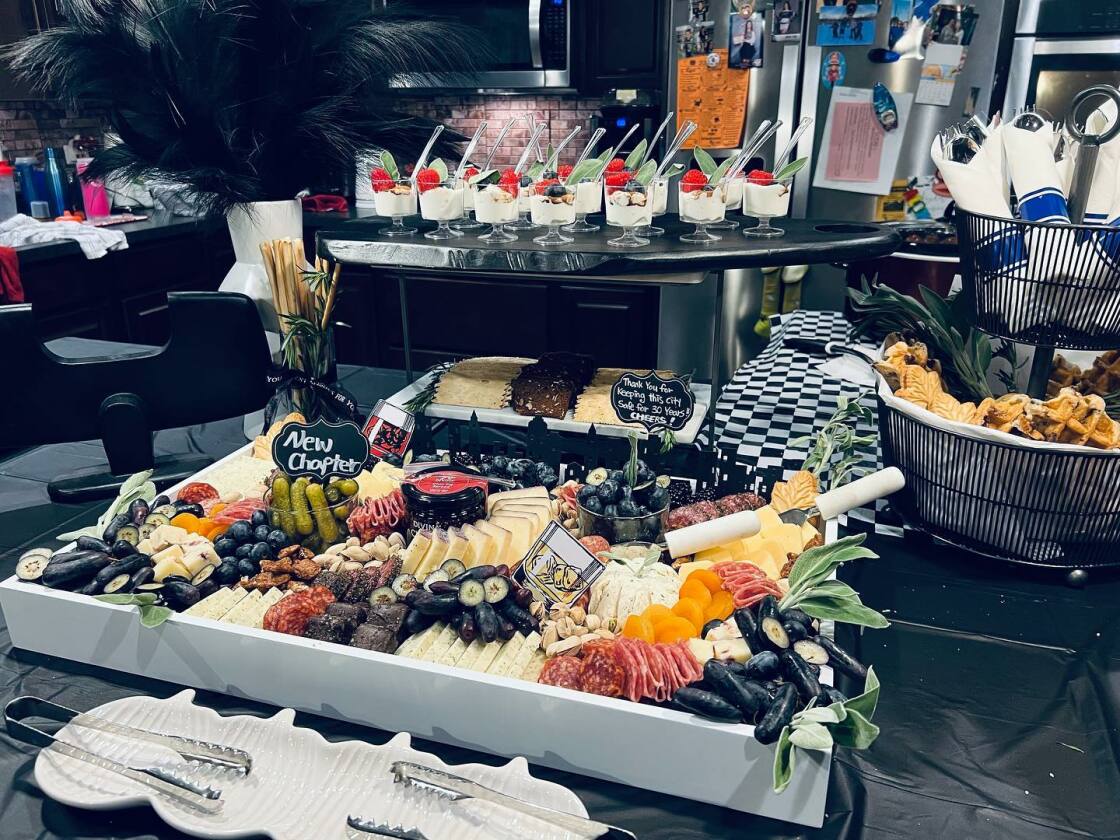 Elegant Grazing Tables & High-End Charcuteries. Yet, Affordable! | That ...